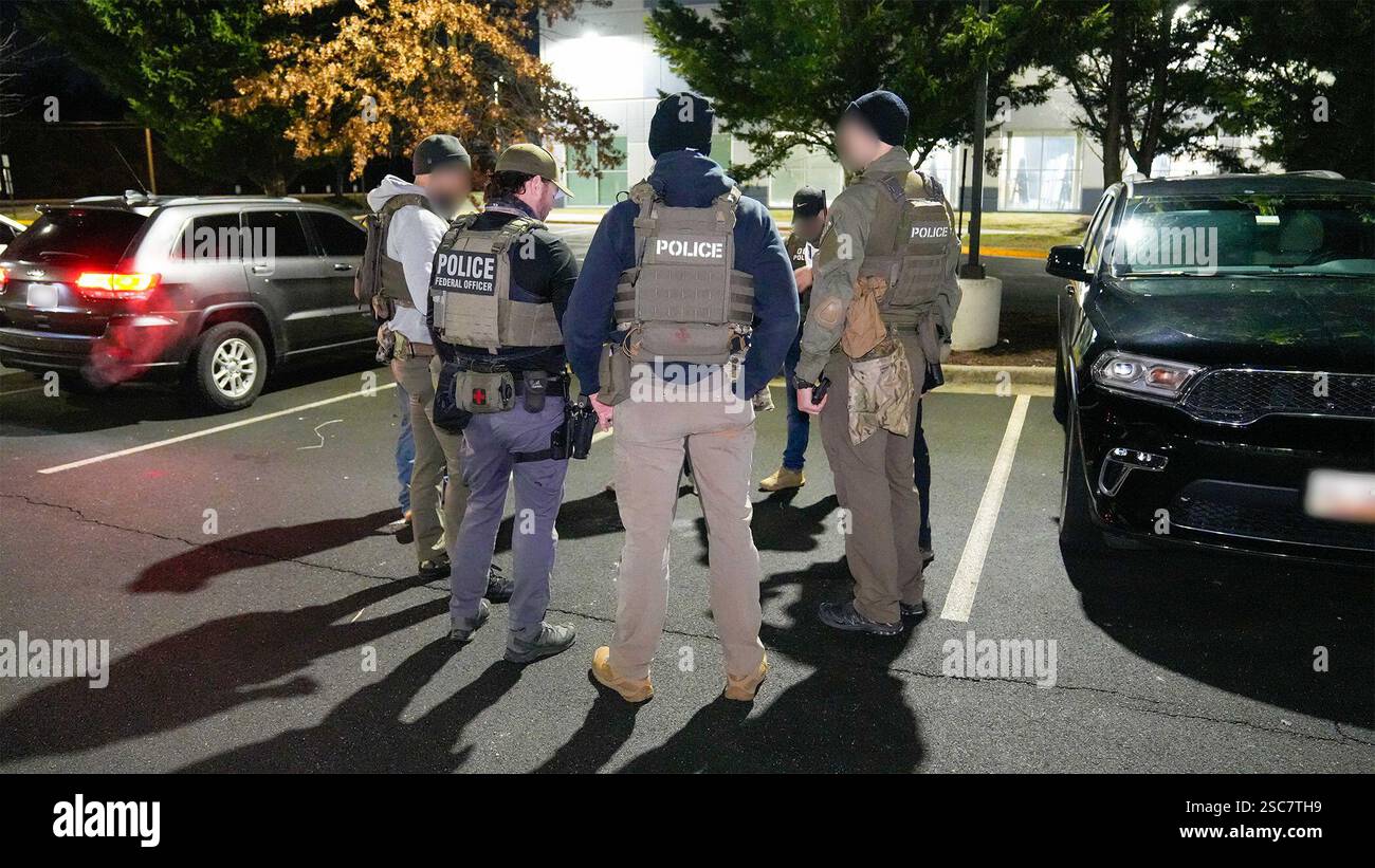 ICE fugitive teams, joined by DHS Secretary Kristi Noem and Trump ...