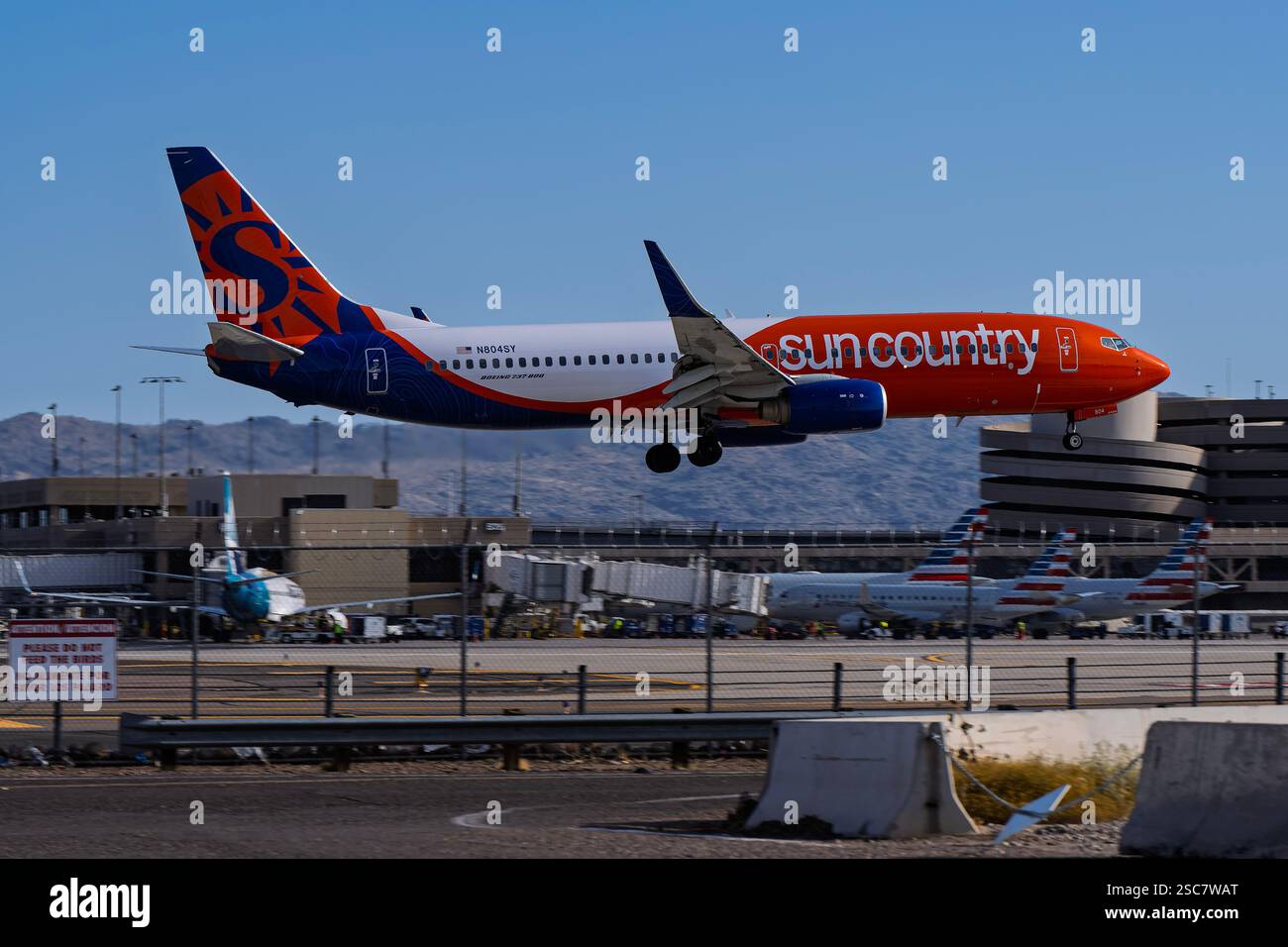 Sky Harbor International Airport 5-4-2024 Phoenix, AZ USA Sun Country ...