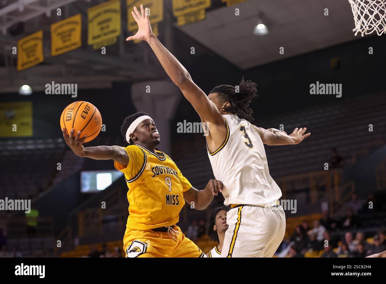 February 5, 2025: Southern Miss Golden Eagles guard John Wade III (9 ...