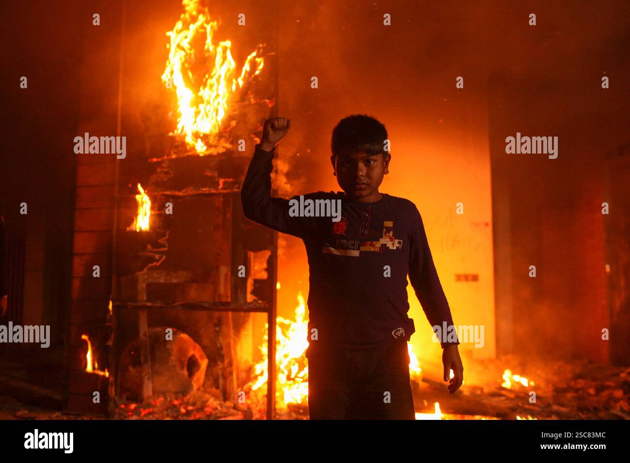 Sheikh hasina home fire hi-res stock photography and images - Alamy