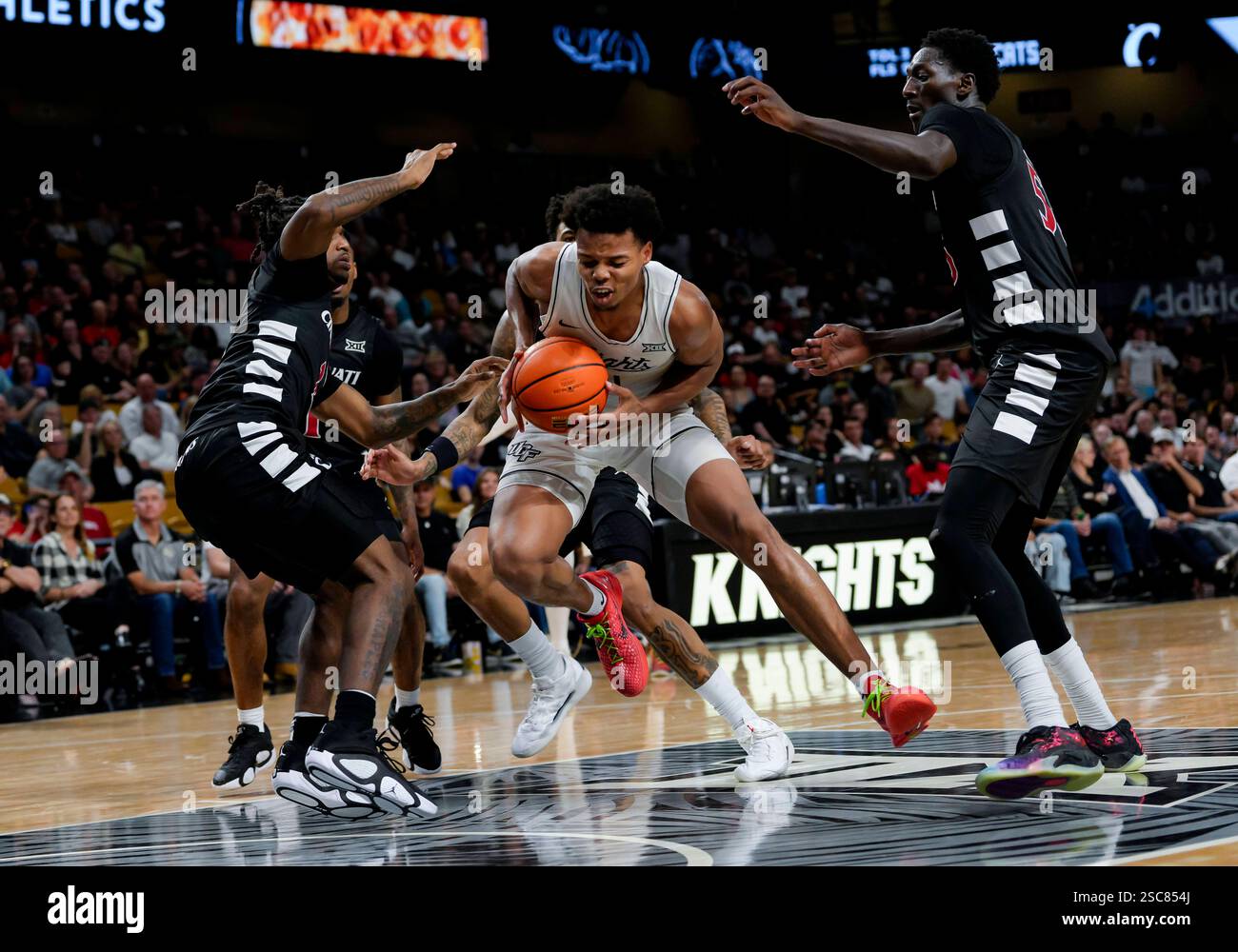 ORLANDO, FL - FEBRUARY 05: UCF Knights guard Keyshawn Hall (4) during ...