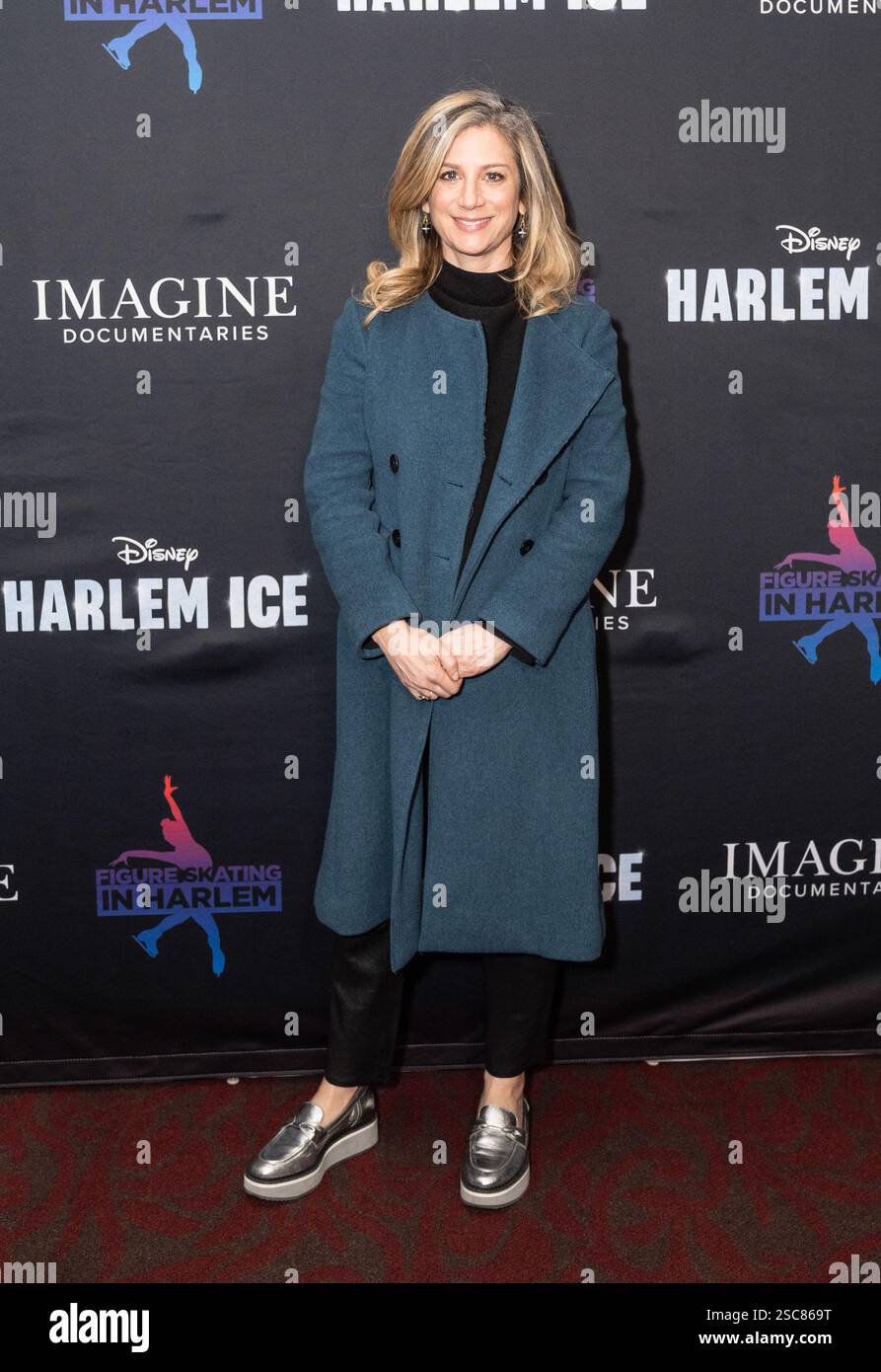 Sara Bernstein attends Figure Skating in Harlem's private preview and ...