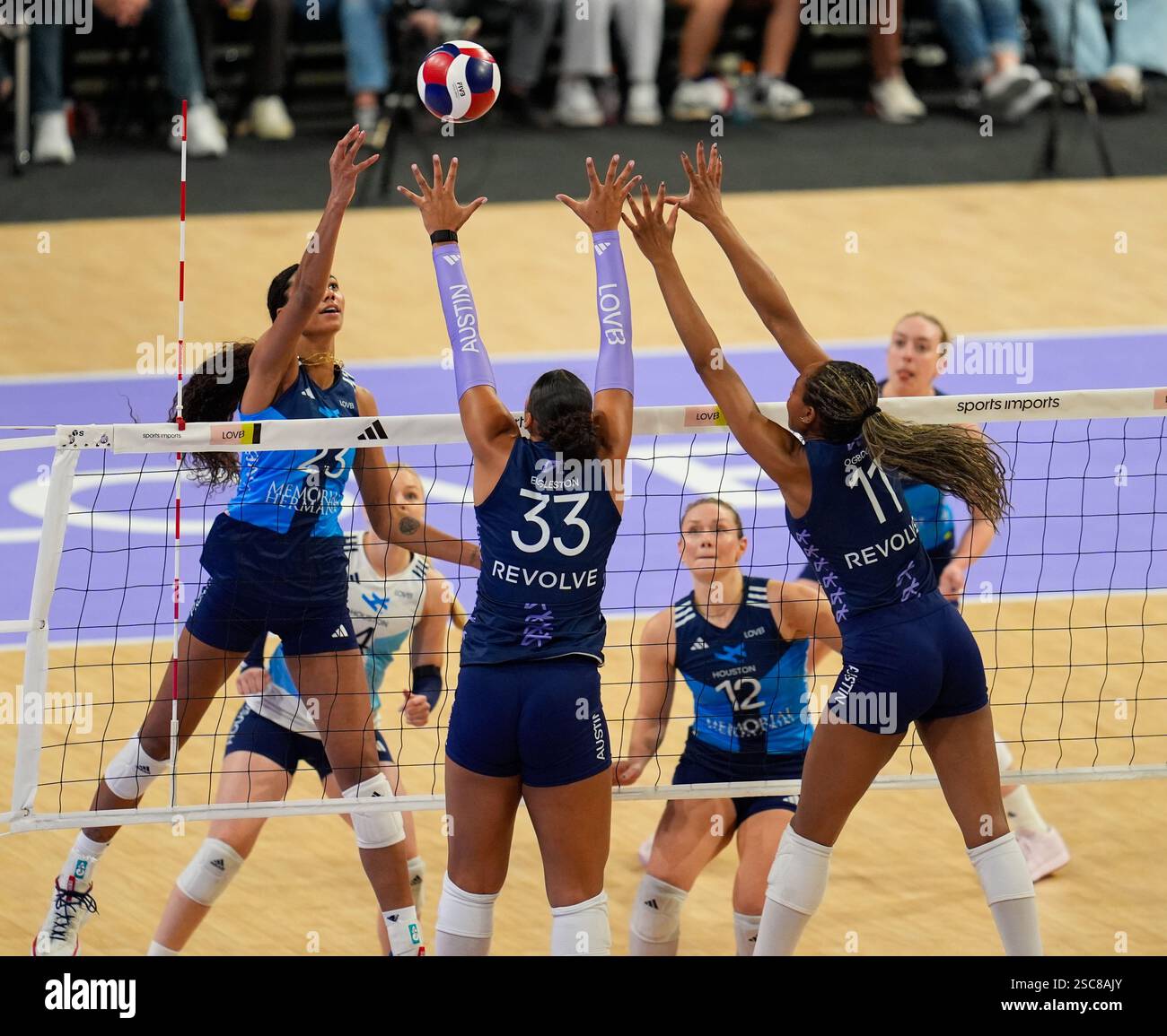 February 5, 2025, Cedar Park, Texas, USA: Houston opposite hitter ...