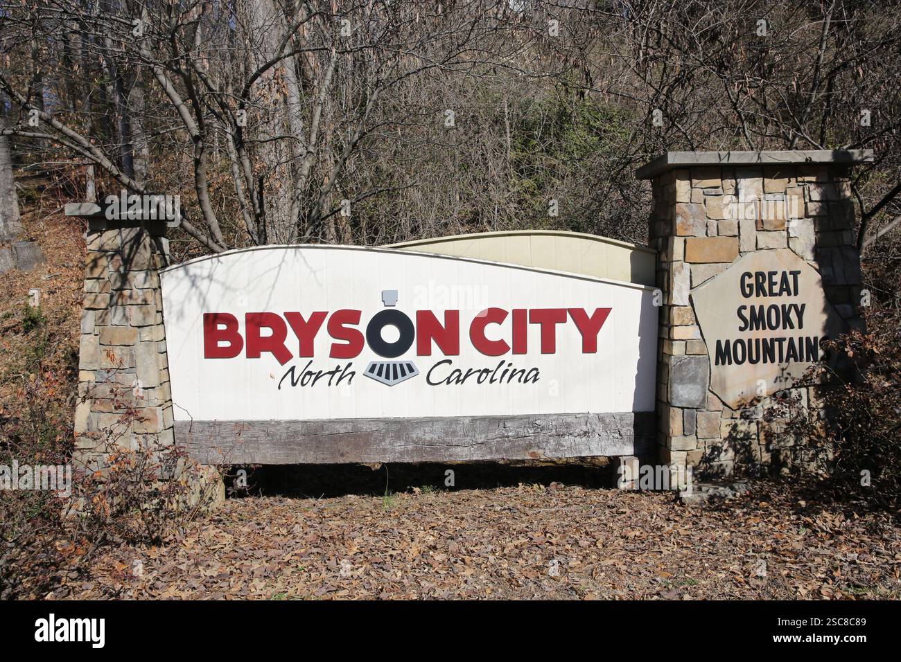 Welcome sign to the town of Bryson City in Swain County, North Carolina ...