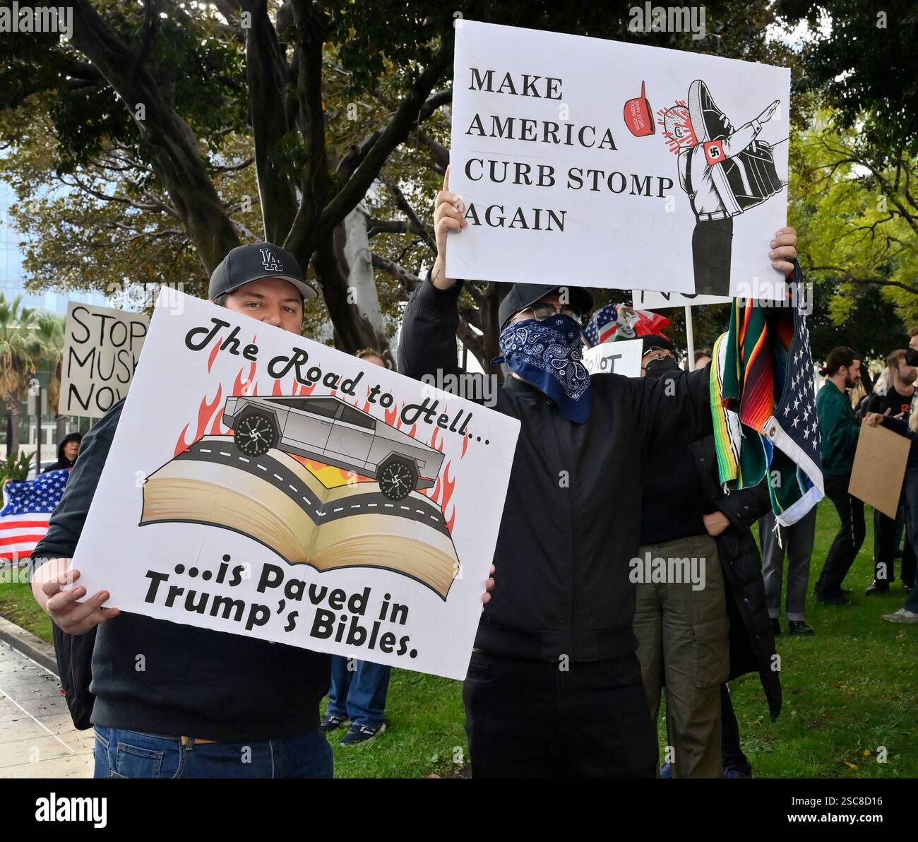 Los Angeles, United States. 05th Feb, 2025. Hundreds protest the Trump ...