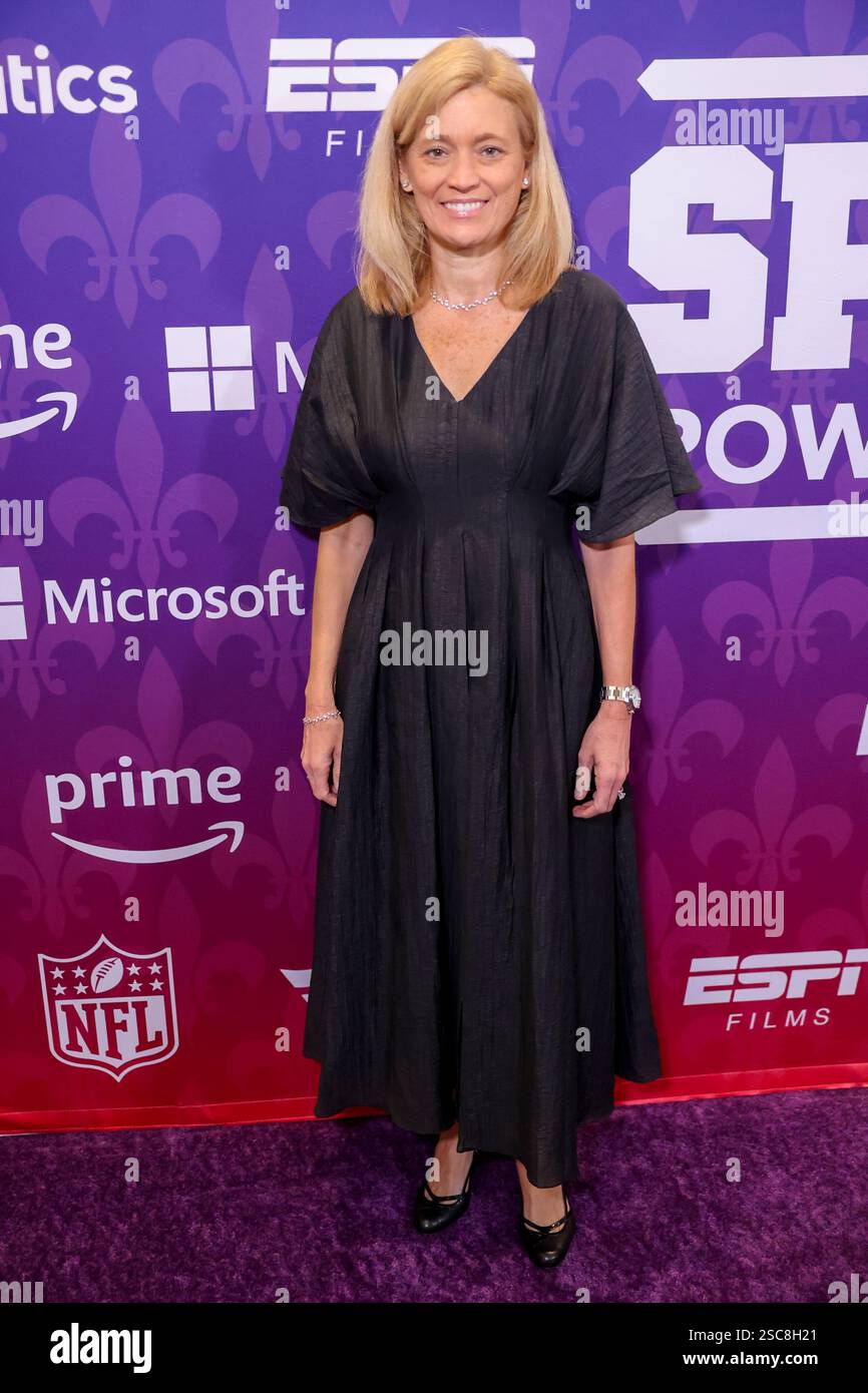 Dawn Aponte (Chief Football Administrative Officer, National Football ...