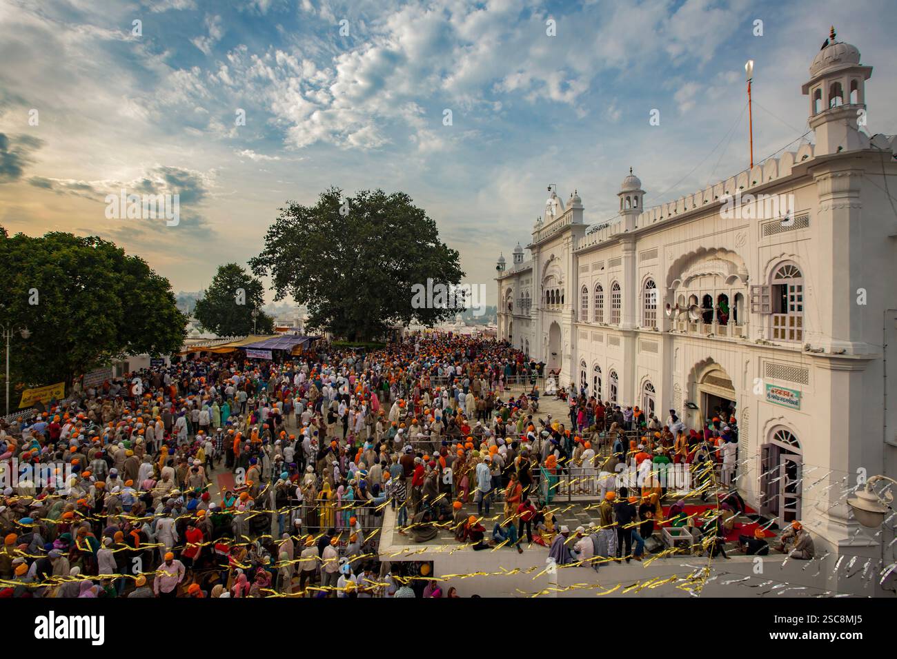 Kesgarh Sahib Gurudwara, Anandpur Sahib, Punjab, India during Hola ...