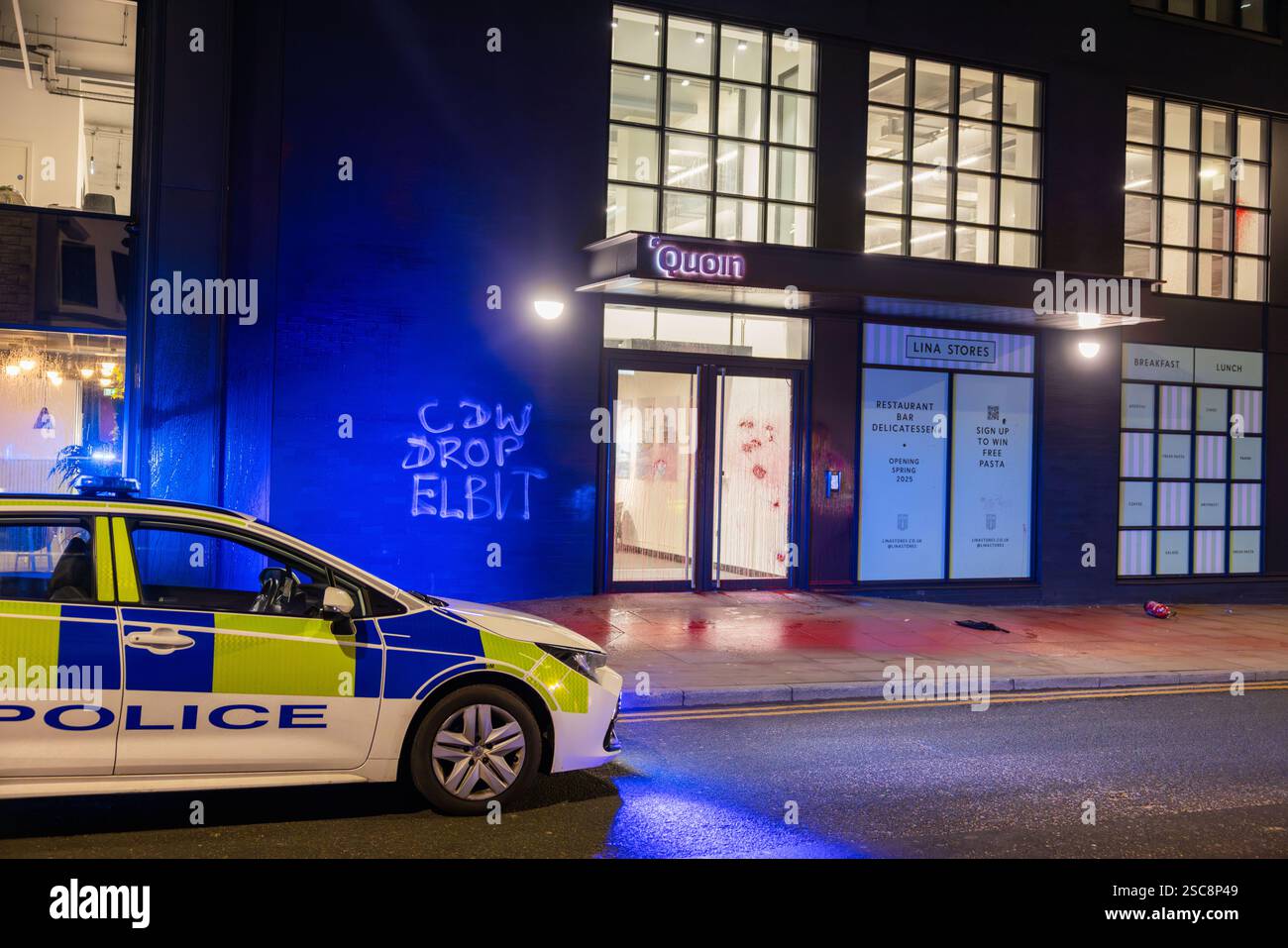 Targeted writing hi-res stock photography and images - Alamy