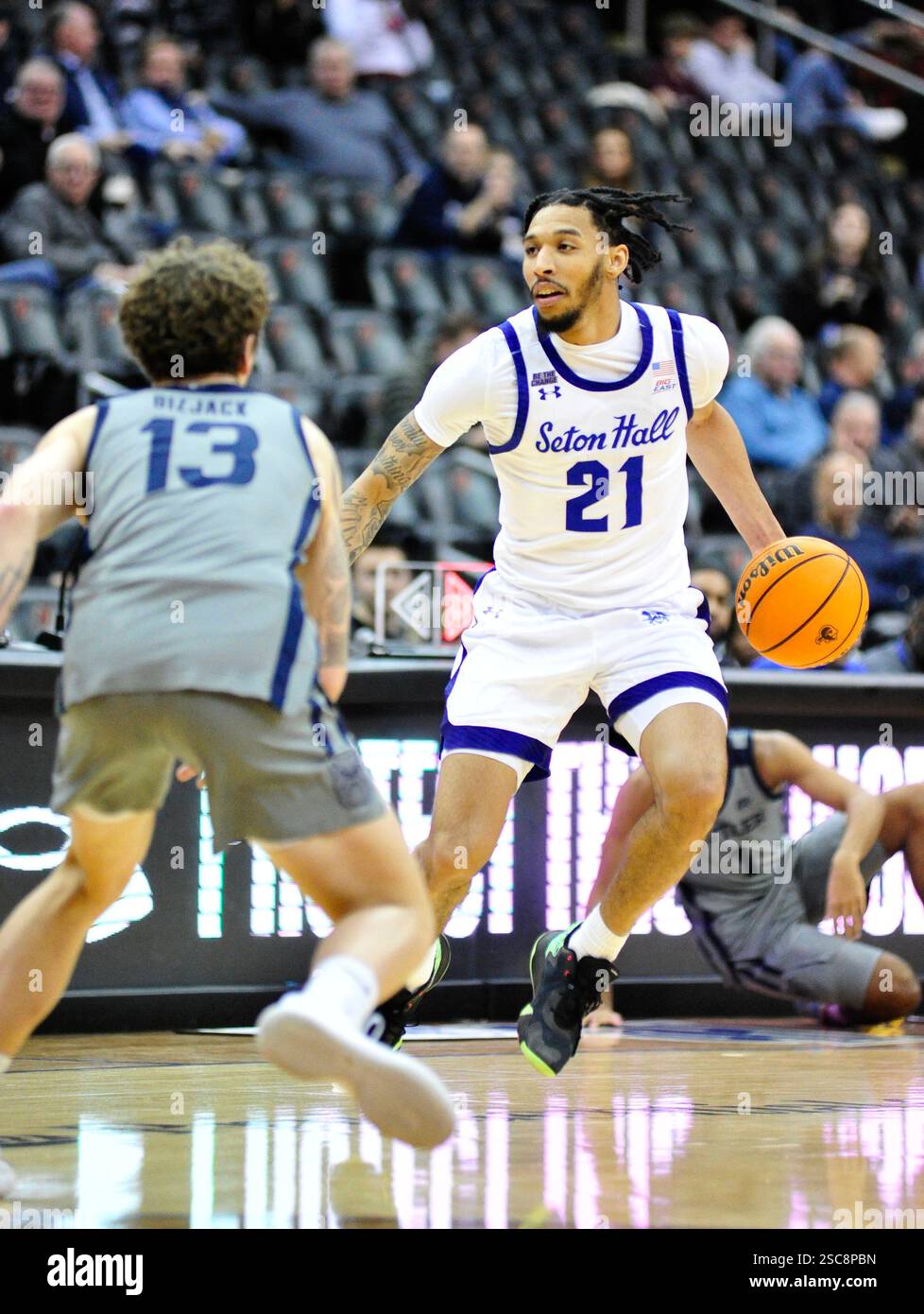 Newark, USA. 05th Feb, 2025. Seton Hall's Isaiah Coleman (21) during ...
