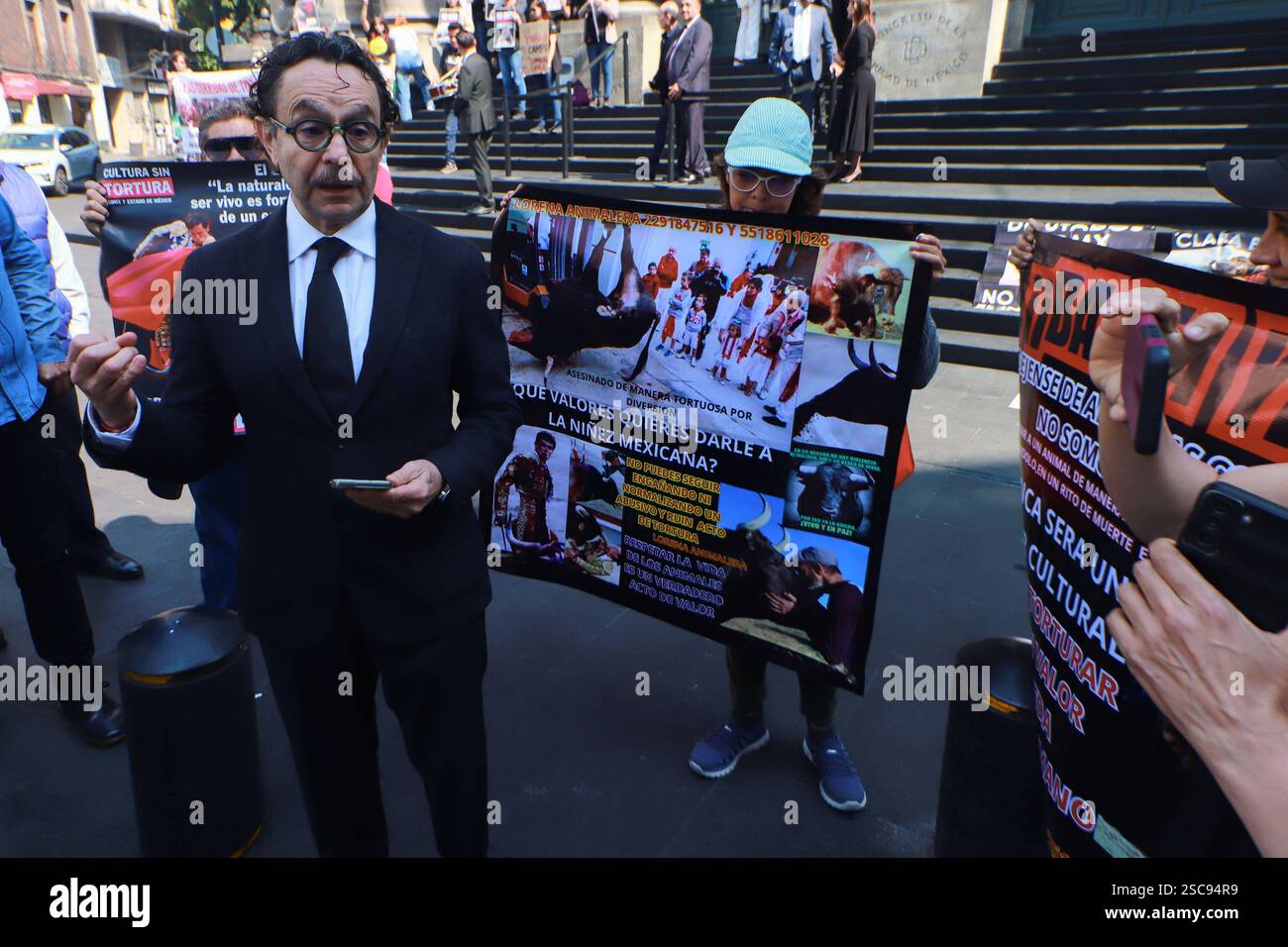 Activist Protest Against Bullfighting in Mexico Former federal ...