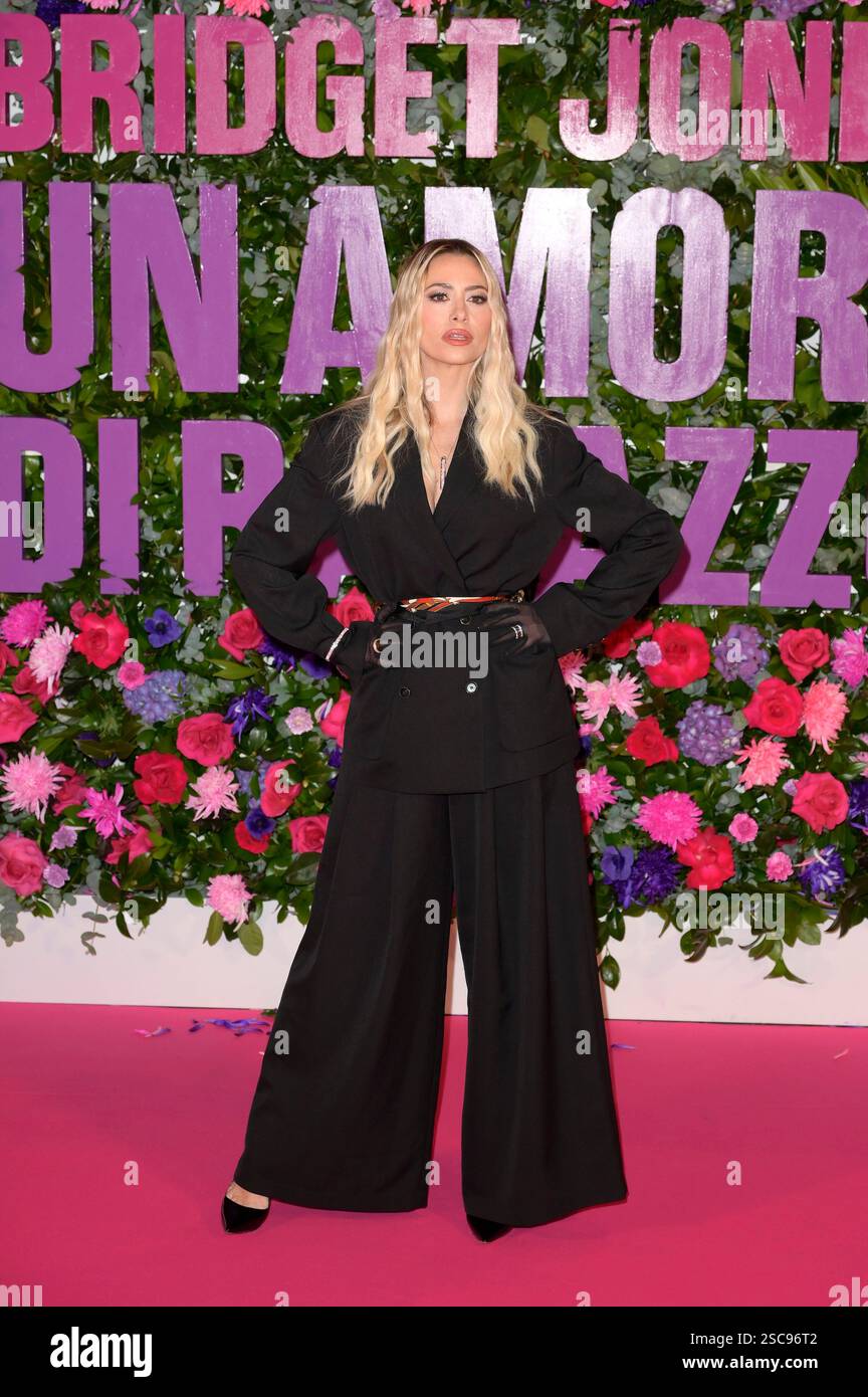 Martina Stella bei der Premiere des Kinofilms 'Bridget Jones - Un amore ...