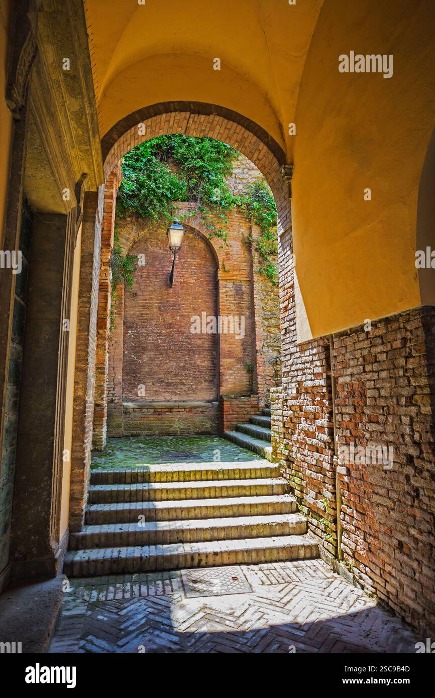 Old archway corridor cobblestone hi-res stock photography and images ...
