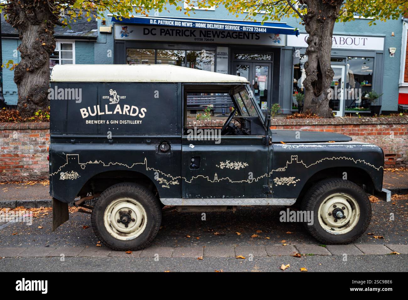 British built 4x4 hi-res stock photography and images - Alamy