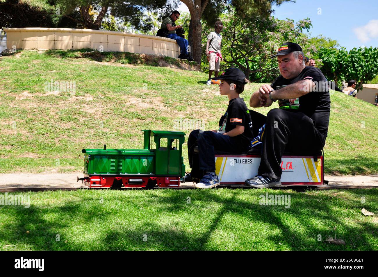 Tren del parc de ribes roges hi-res stock photography and images - Alamy