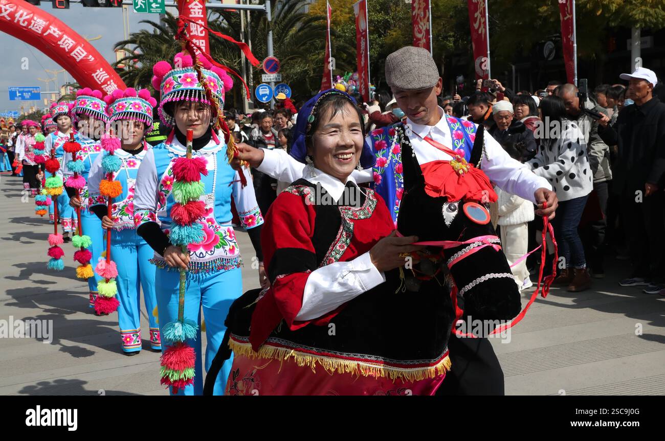 People celebrate the Spring Festival in Kunming City, southwest China's ...