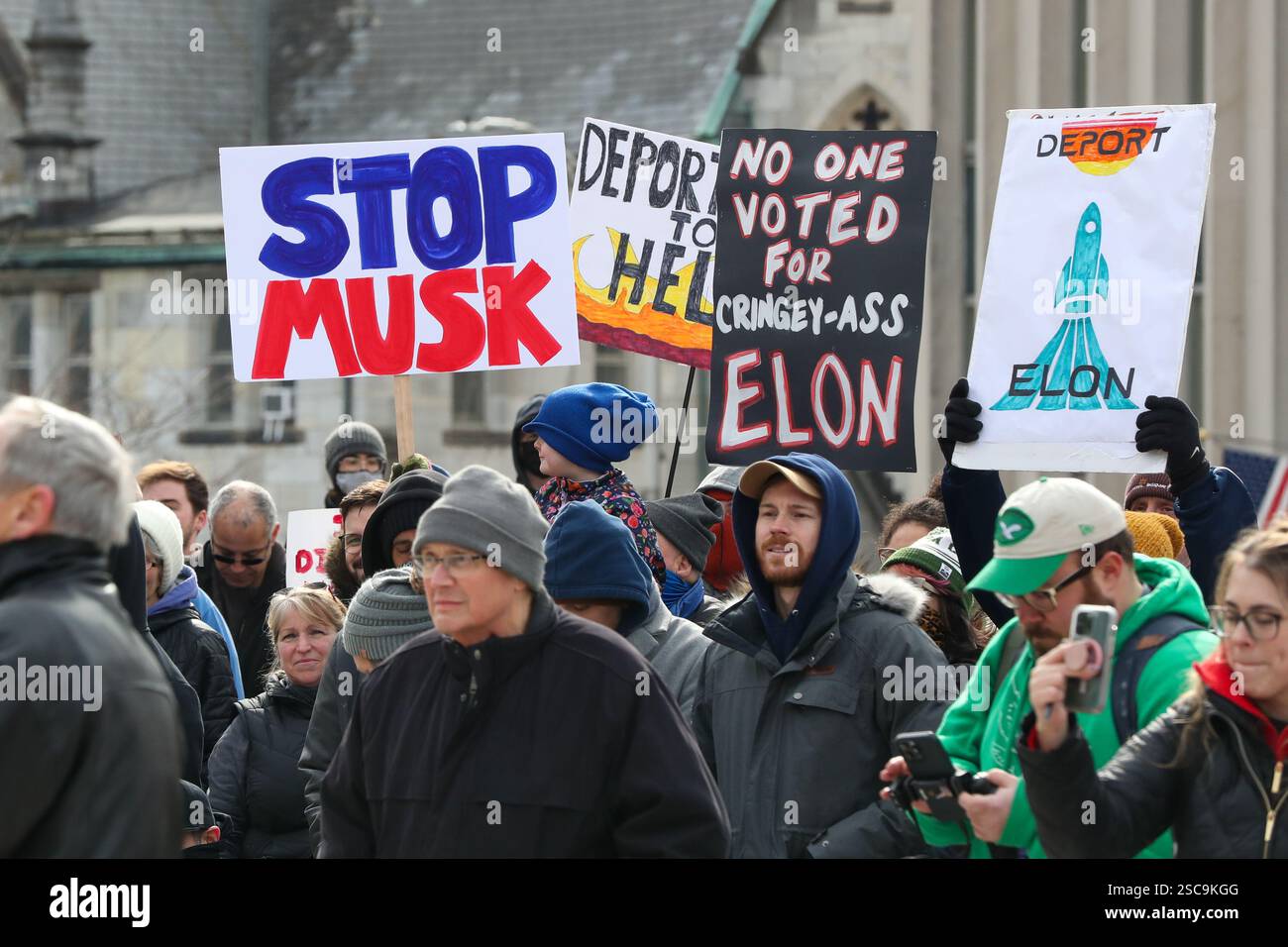 Harrisburg, United States. 05th Feb, 2025. Protesters hold anti-Musk ...
