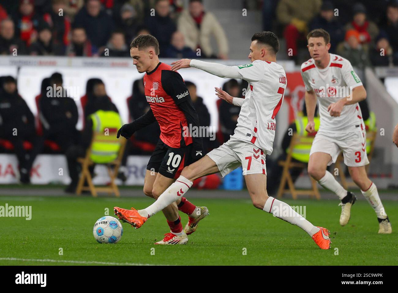 Leverkusen, Deutschland. 05th Feb, 2025. DFB-Pokal-Viertelfinale: Bayer 04 Leverkusen - 1. FC ...