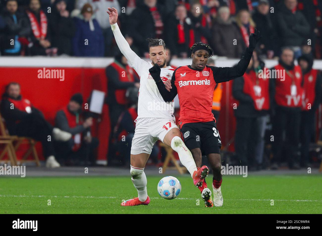 Leverkusen, Deutschland. 05th Feb, 2025. DFB-Pokal-Viertelfinale: Bayer 04 Leverkusen - 1. FC ...