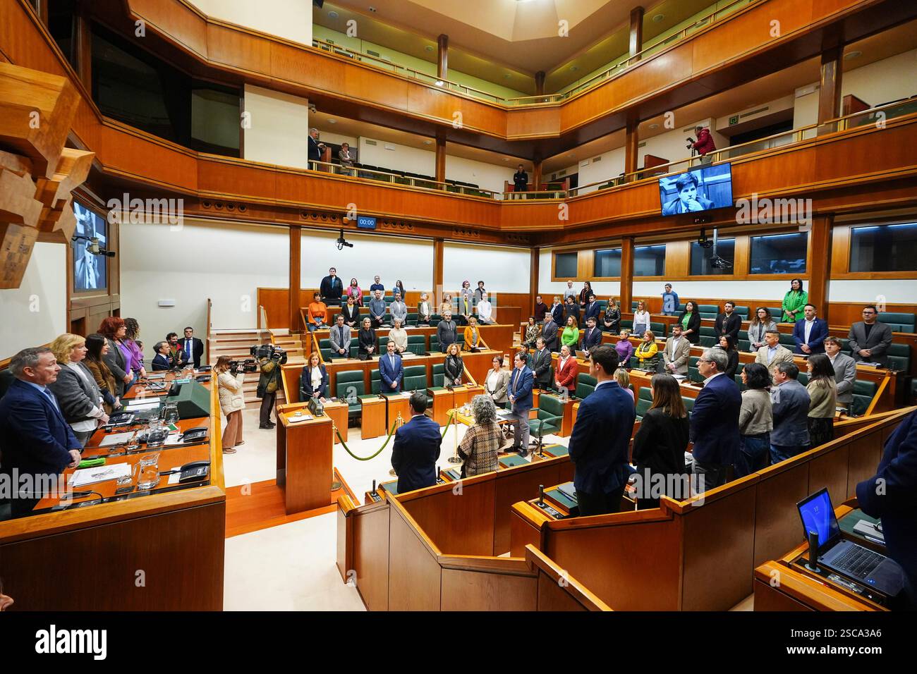 First plenary session of the year in the Basque Parliament, on February ...