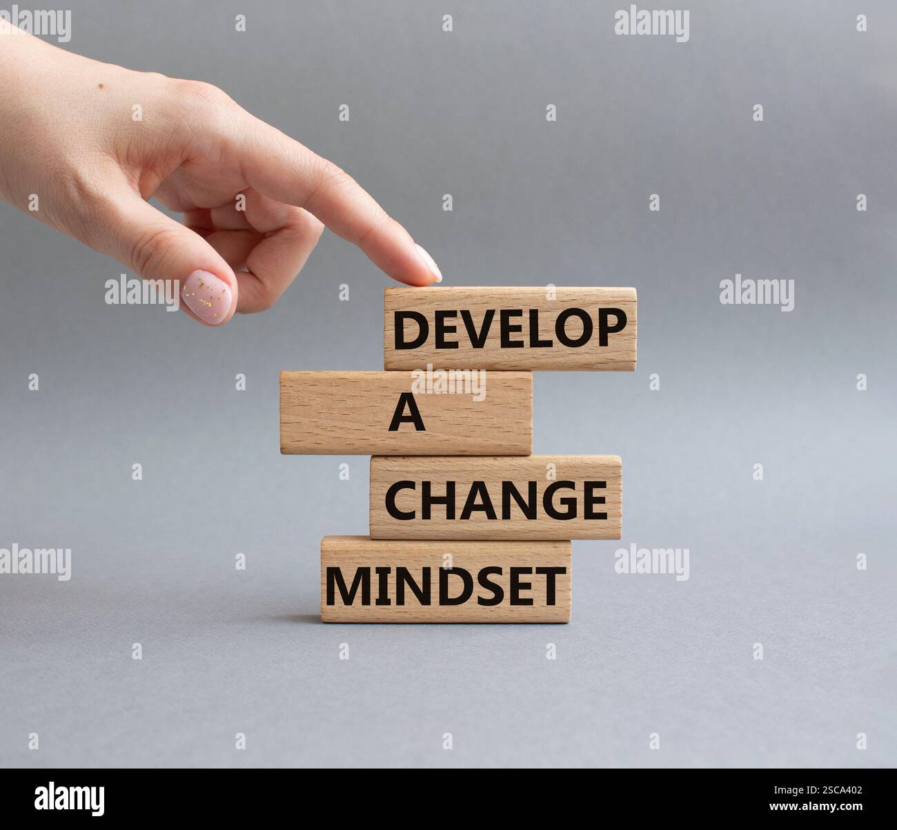 Develop a change mindset symbol. Concept words Develop a change mindset ...