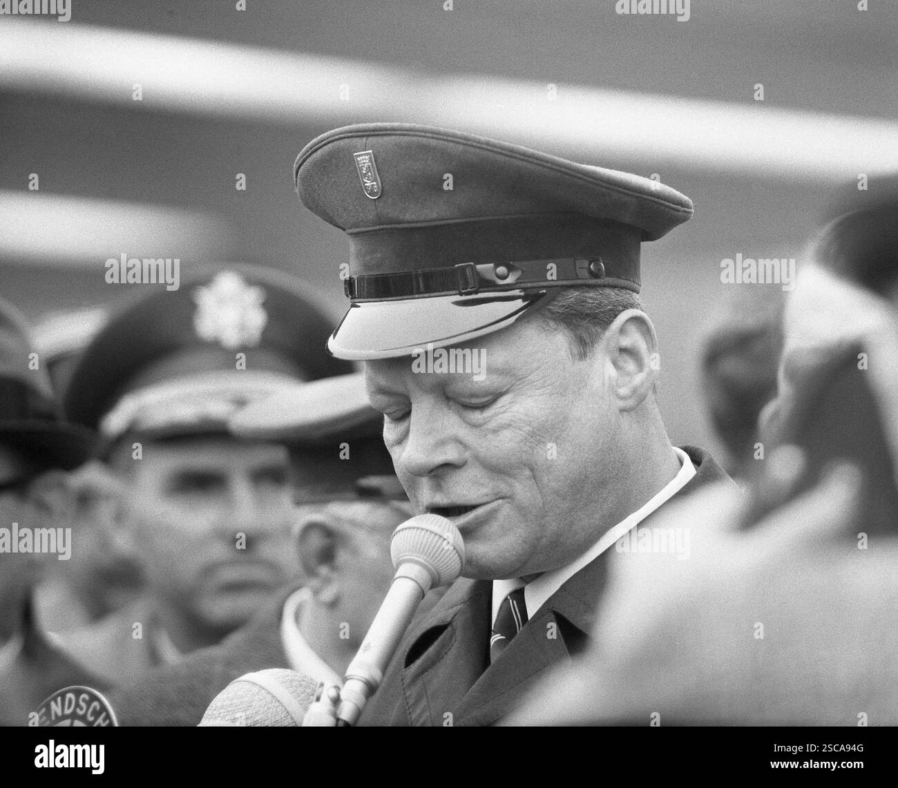 Willy Brandt at the inauguration of the subway line 7 in Berlin ...