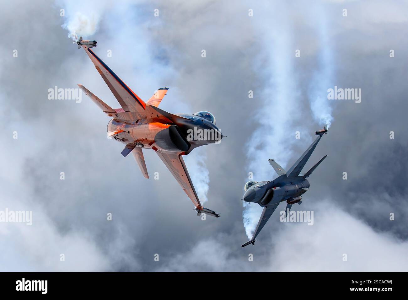 A Royal Netherlands Air Force F-16 Fighting Falcon in the Orange Lion ...