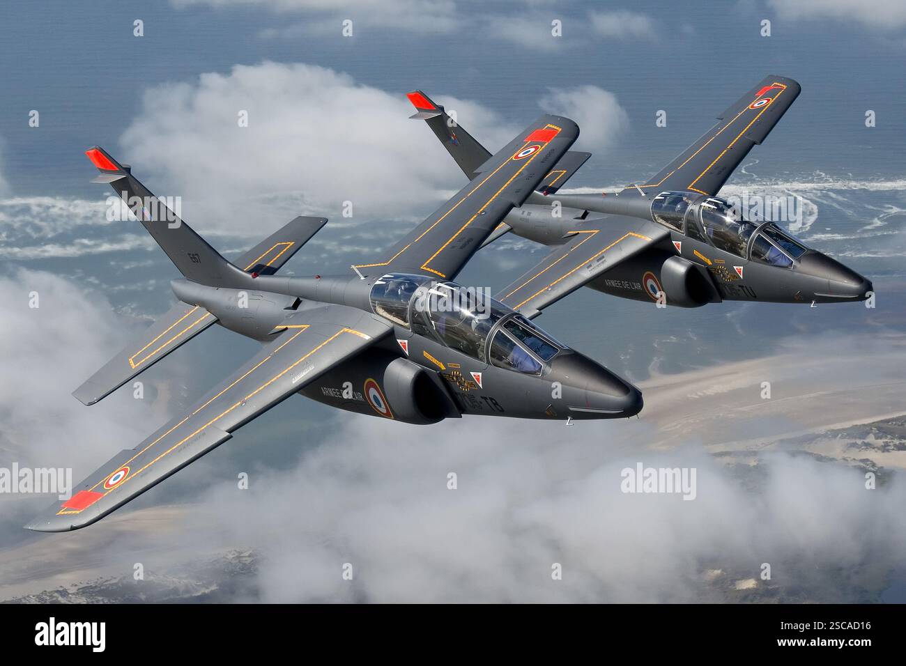 Military aircraft performing tight turn hi-res stock photography and ...