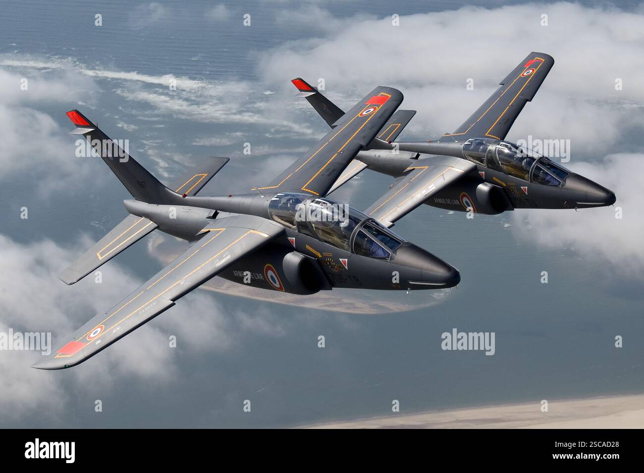 French Air Force Dassault/Dornier Alpha Jet performing a high-speed ...