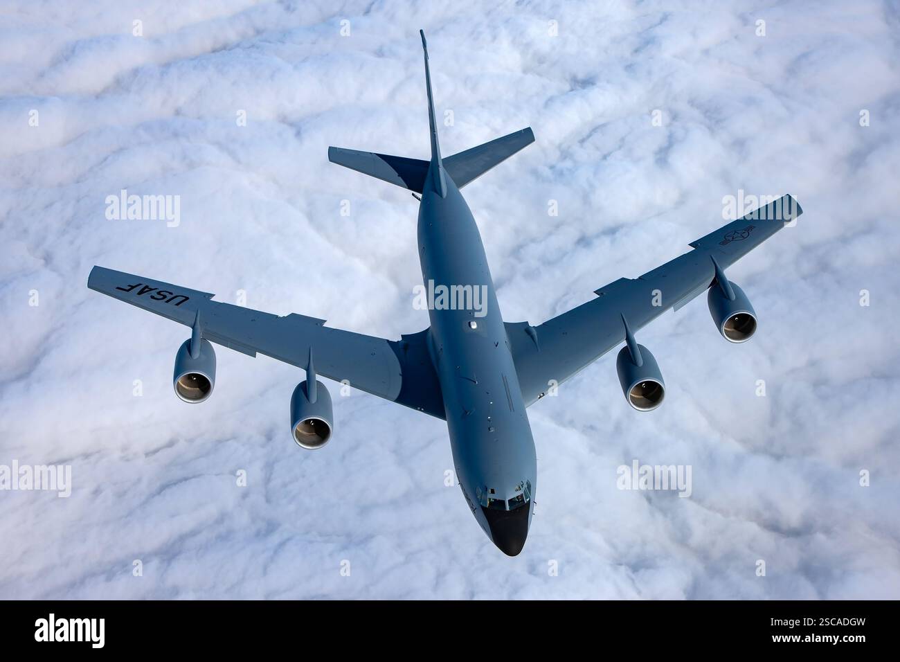 US Air Force KC-135 Stratotanker performing an aerial refueling ...