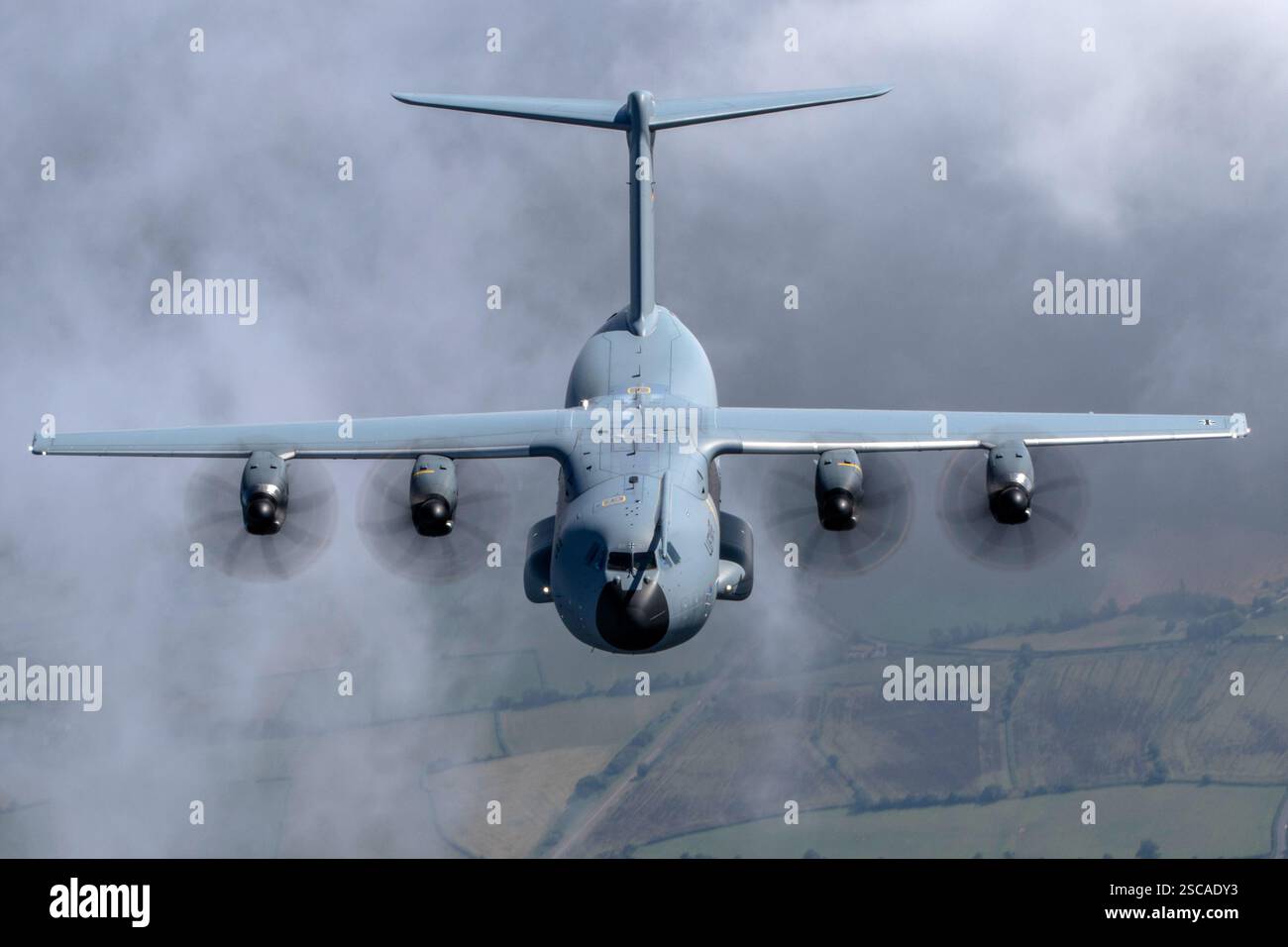 Refueling operations air mobility hi-res stock photography and images ...
