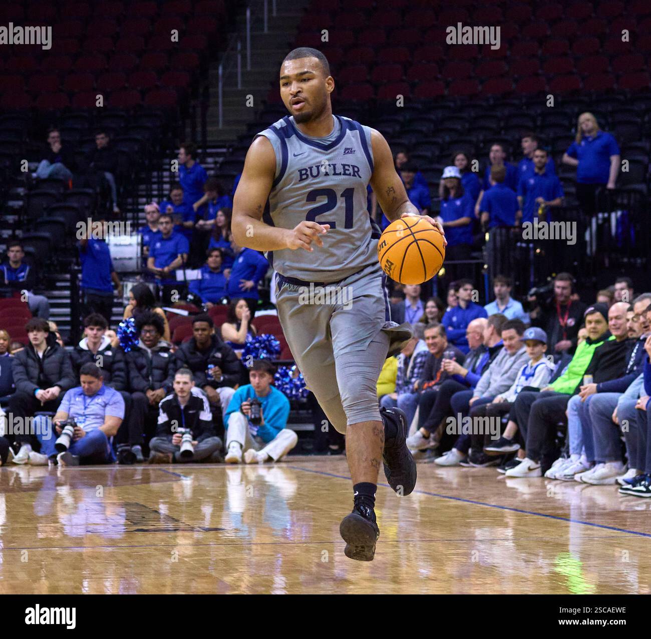 Newark, United States. 05th Feb, 2025. Butler Bulldogs Dante Maddox Jr ...