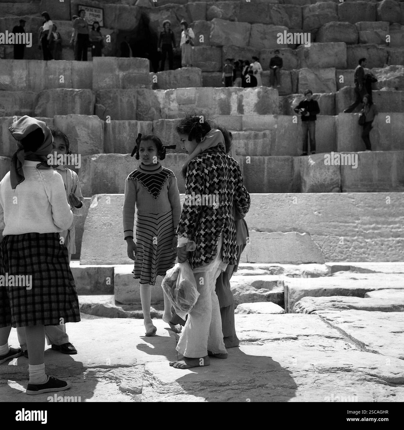 People children in front Black and White Stock Photos & Images - Alamy