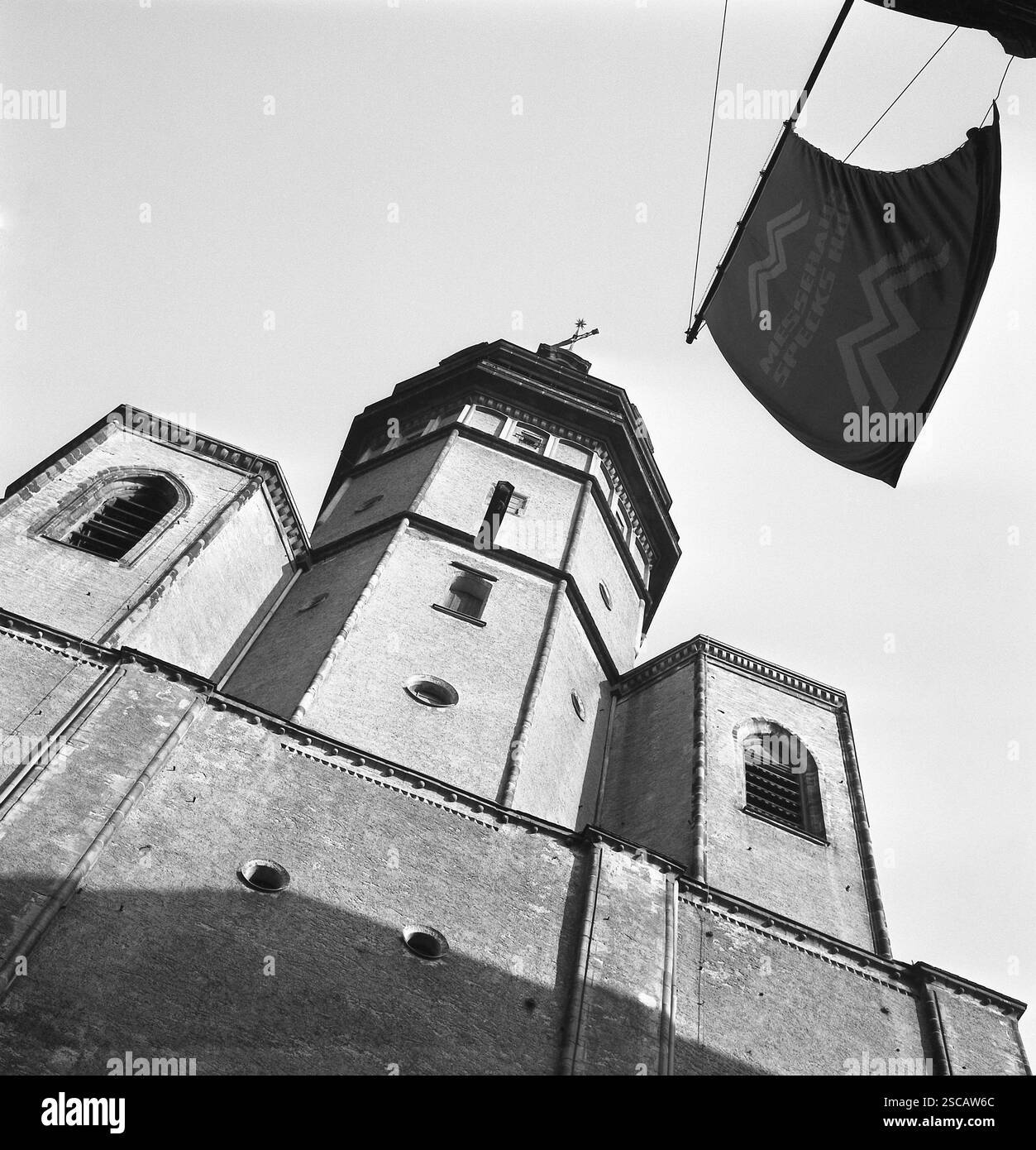 "St. Nicholas Church and flag of the Leipzig Trade Fair (""Messehaus ...