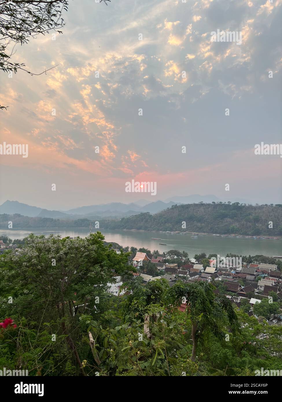 Breathtaking sunset view from mount hi-res stock photography and images ...