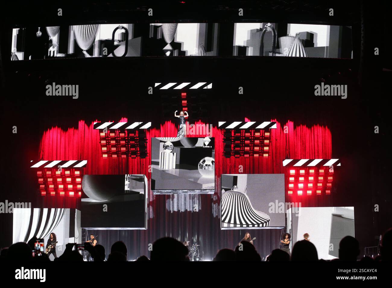 Shania Twain Live in Copenhagen Shania Twain, OC born Eilleen Regina ...