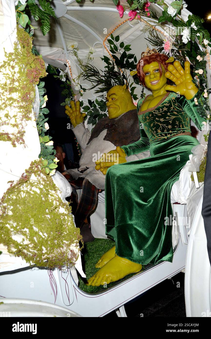 Heidi Klum and her new boyfriend,Tom Kaulitz dress as Shrek & Fiona for ...