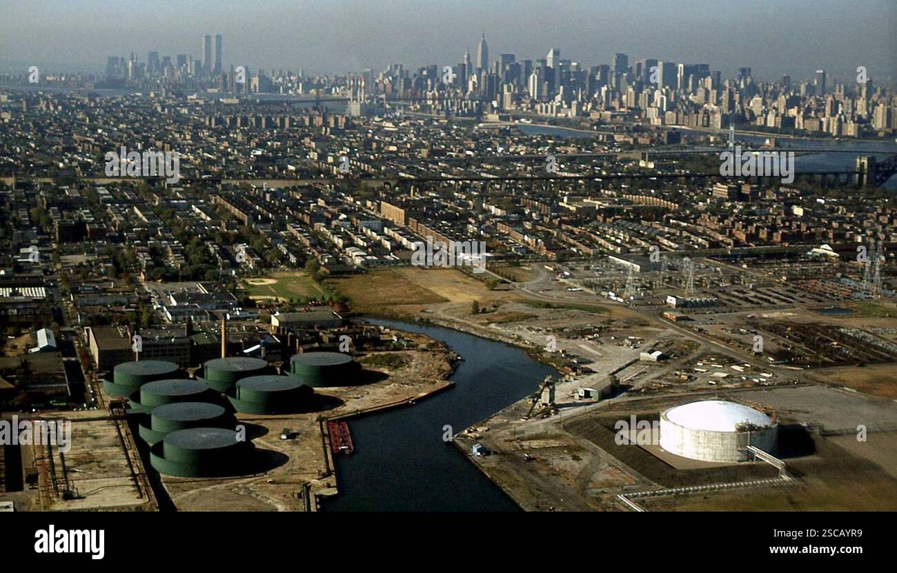 Take off at LaGuardia Airport in New York: Picture shows industrial ...
