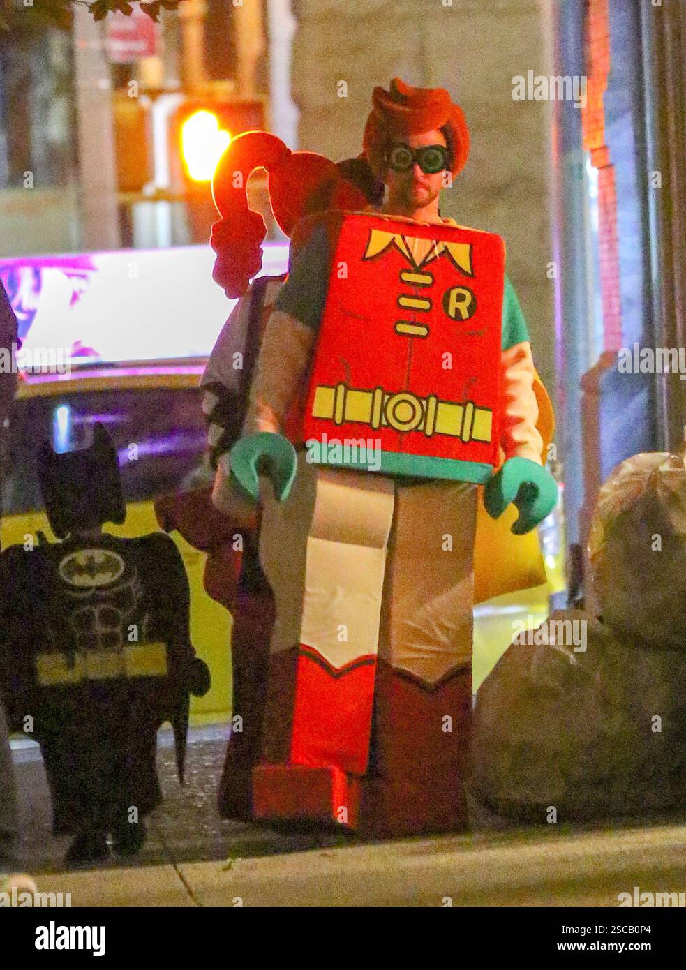 Justin Timberlake, Jessica Biel and their son Silas celebrate Halloween ...