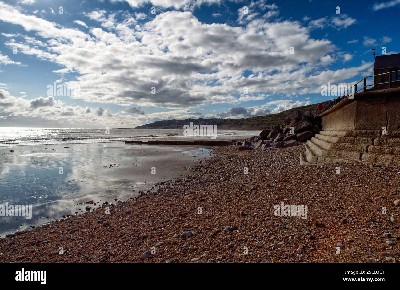 Charmouth Beach, Dorset, UK Stock Photo - Alamy
