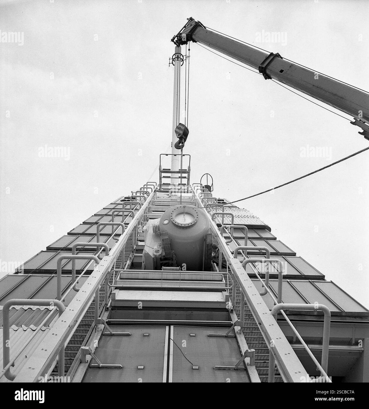 She's still hanging on the crane. The BLFS pressure chamber. 1973 ...