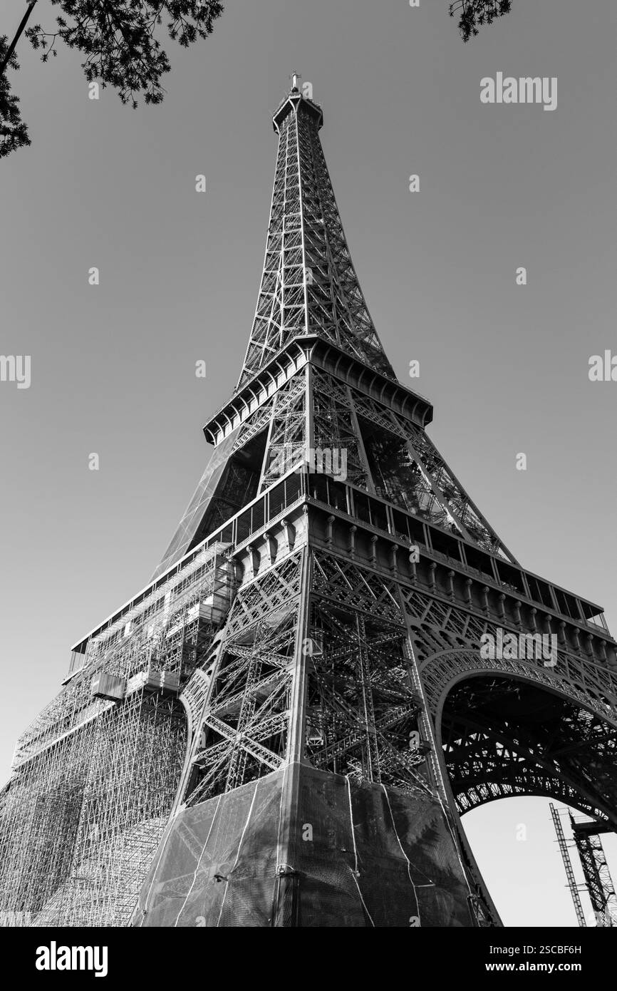 Paris, France - JAN 24, 2022: The iconic Eiffel Tower, wrought iron ...