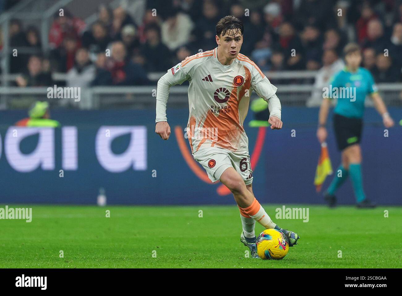 Milan, Italien. 05th Feb, 2025. Niccolo Pisilli of AS Roma seen in ...