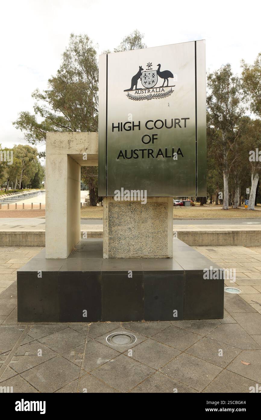 High court in canberra hi-res stock photography and images - Alamy
