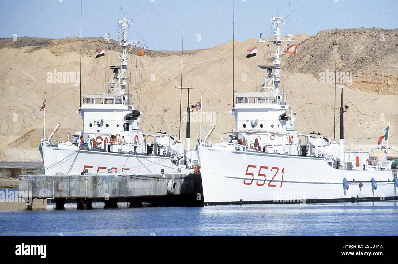 1980s ships hi-res stock photography and images - Alamy