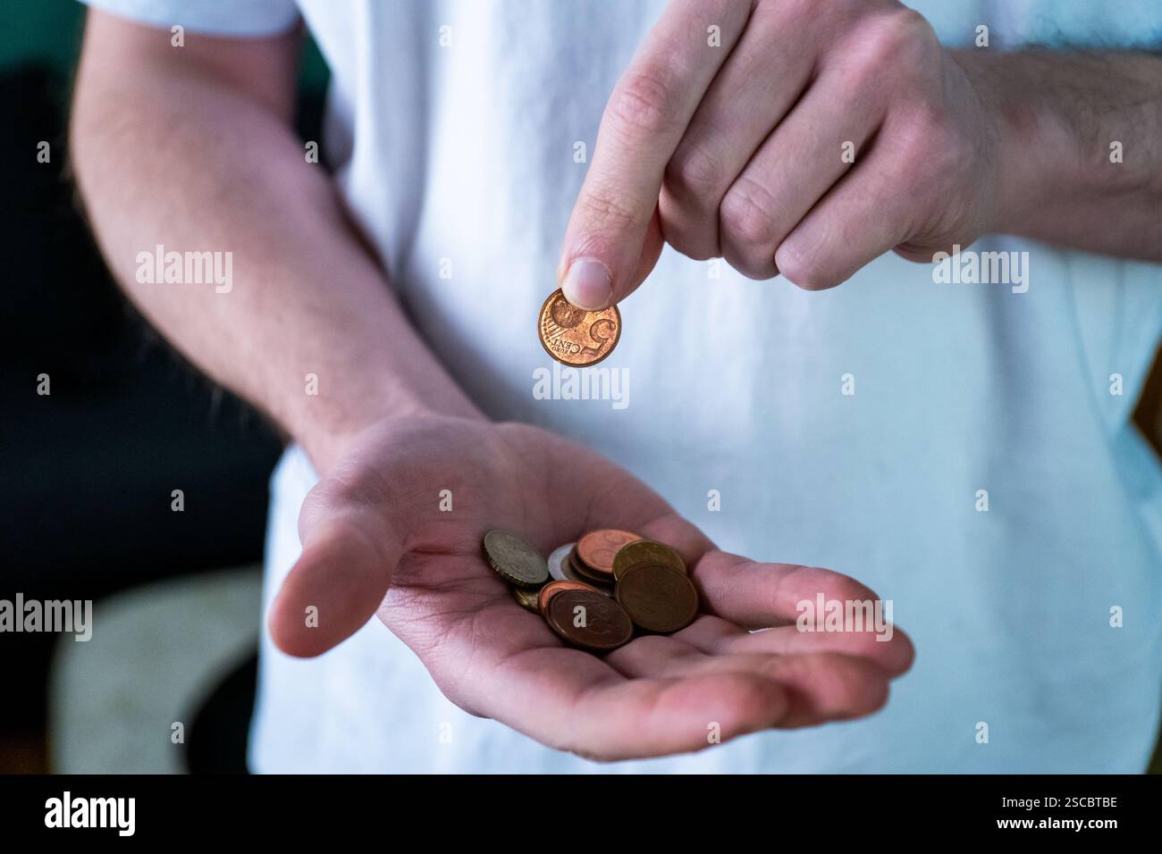 Counting money vintage hi-res stock photography and images - Alamy