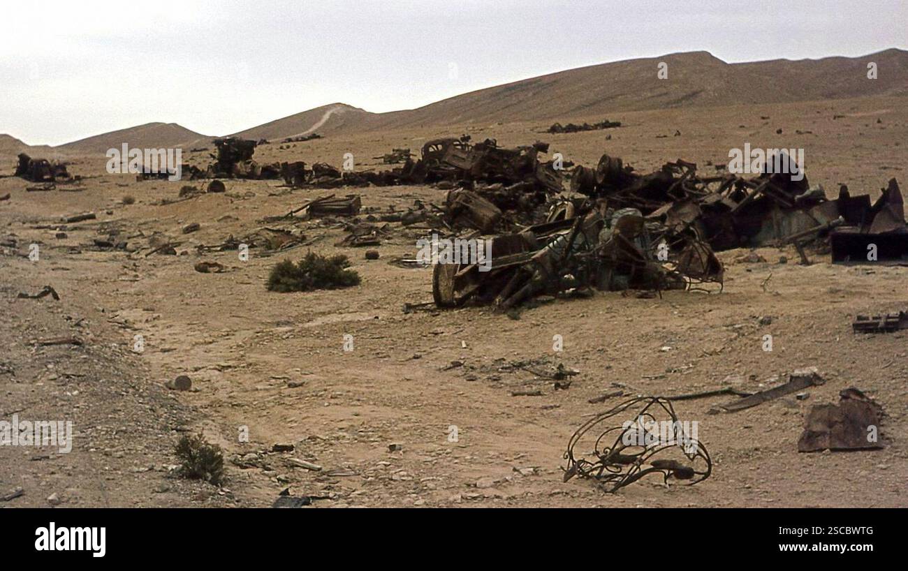 Destroyed tanks and cars at the Mitla Pass in Sinai Stock Photo - Alamy