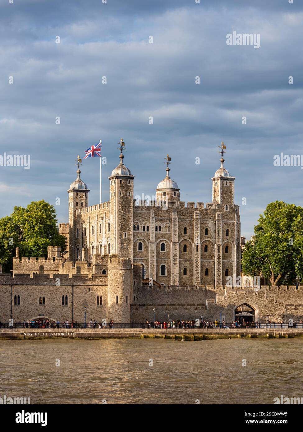 Tower london battlements hi-res stock photography and images - Alamy