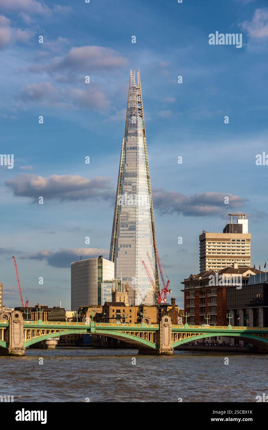 United kingdom london shard hi-res stock photography and images - Alamy