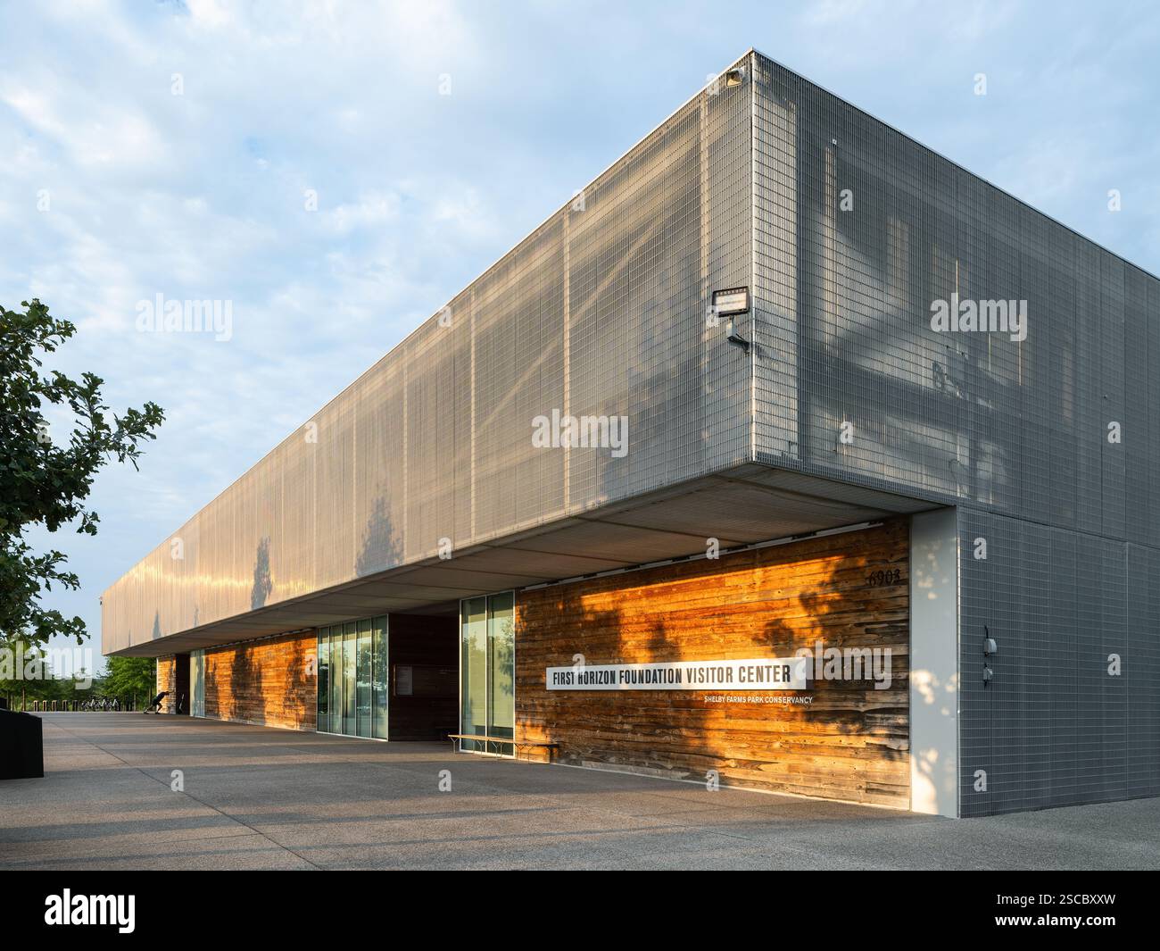 Shelby farms park hi-res stock photography and images - Alamy