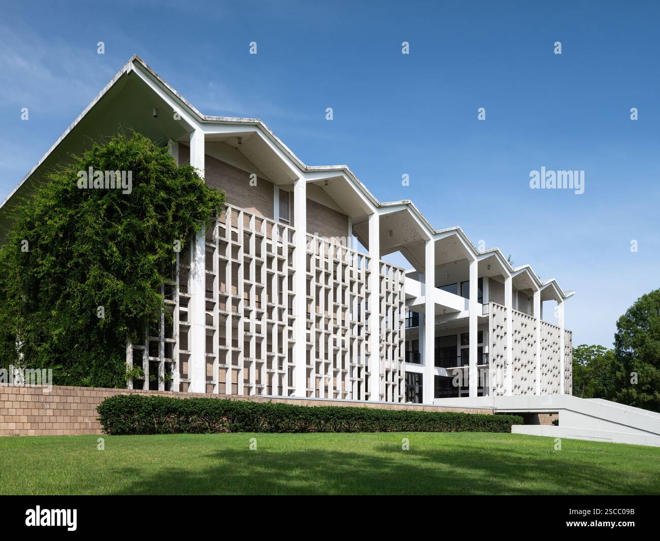 Rust Hall, formerly Memphis Art Academy, Location: Memphis TN ...